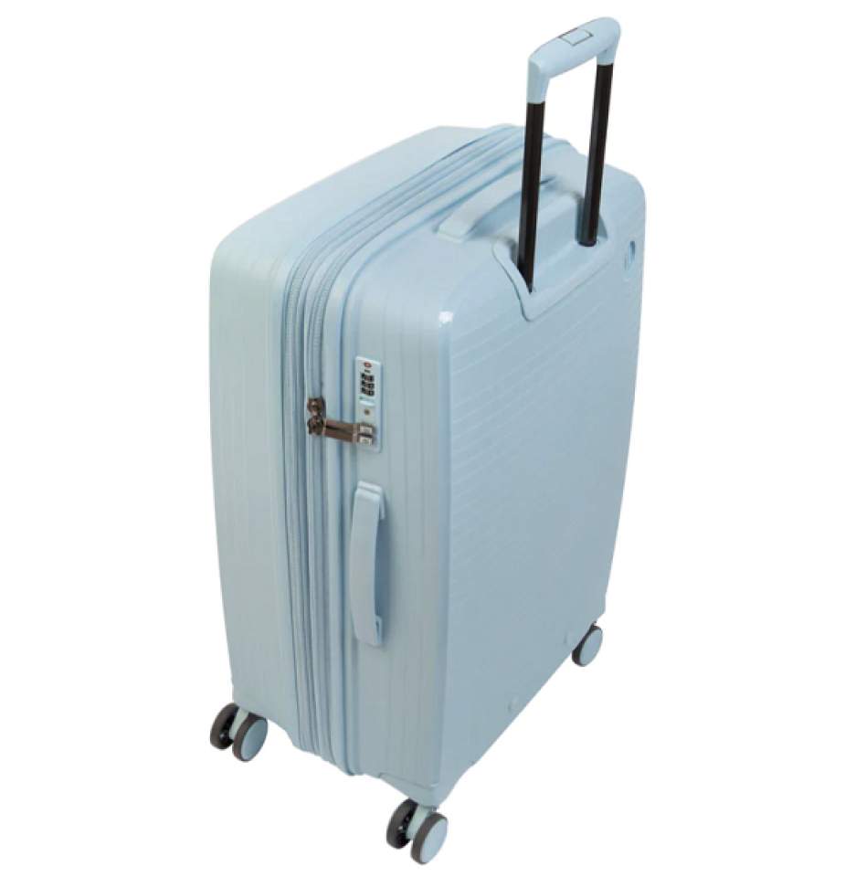 Spontaneous Suitcases from IT Luggage : Luggage Review